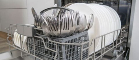 How to Load Your Dishwasher Properly | WashDryDazzle